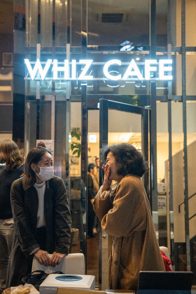 オシャレなカフェ＆レストランをまるっと貸し切り！撮影・パーティーなんでもOK。WHIZ CAFE｜カシカシ